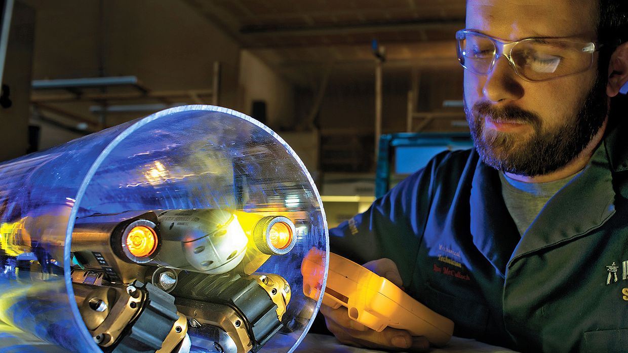 These robots crawl into every nook and cranny | maxon group